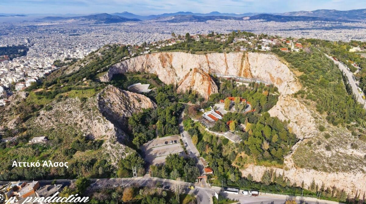 4 ΠΑΡΚΑ της Αθήνας σας χαρίζουν δροσιά και την απίστευτη φυσική τους ...