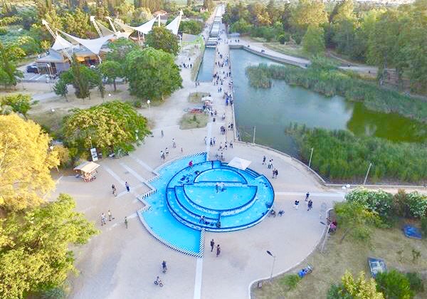 4 ΠΑΡΚΑ της Αθήνας σας χαρίζουν δροσιά και την απίστευτη φυσική τους ...